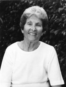 Maxine Kumin: Biography & Poet | SchoolWorkHelper