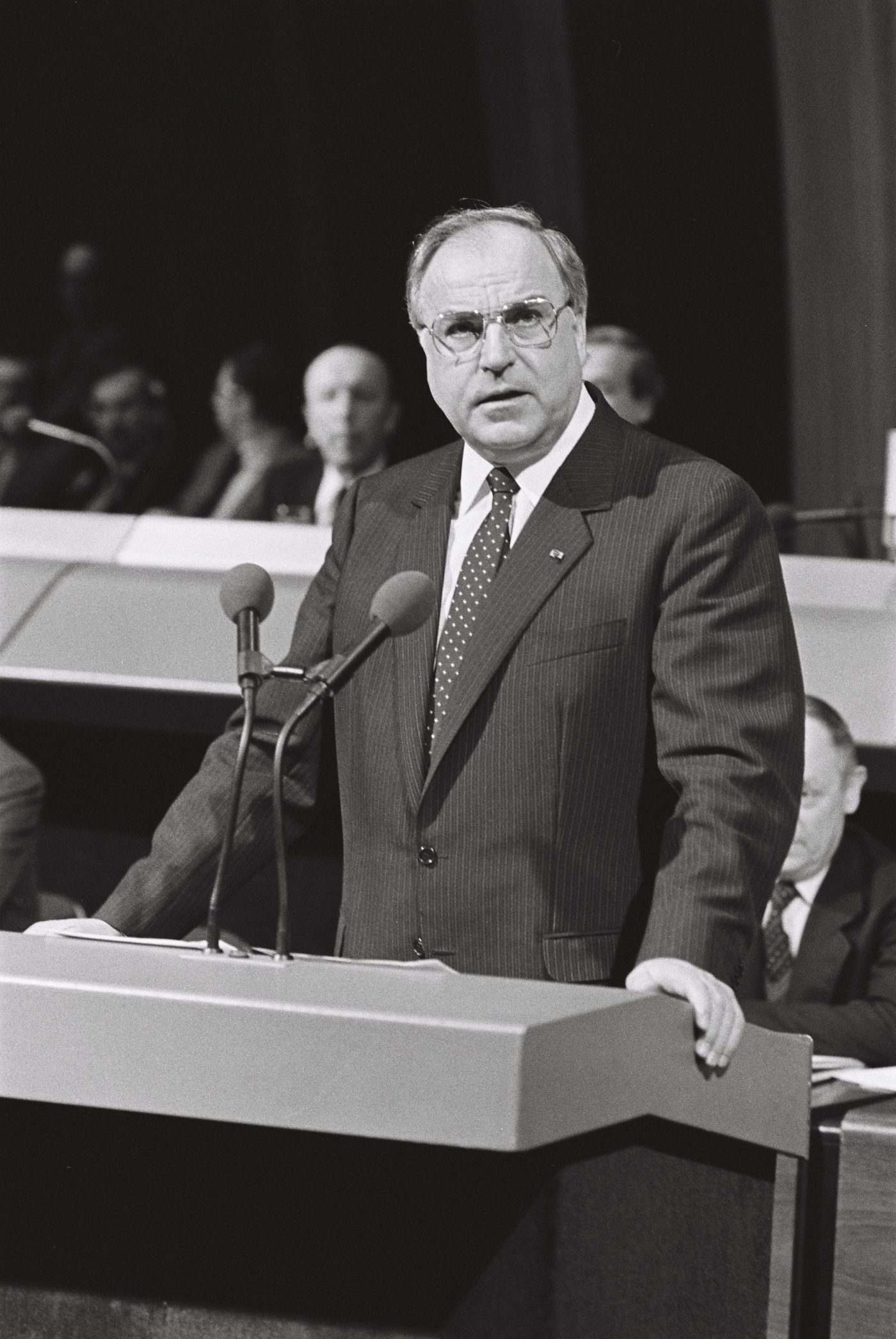 Helmut Kohl | SchoolWorkHelper